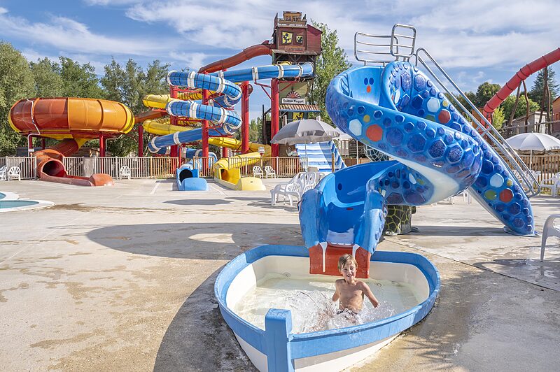 Camping Ullule en Tournon d'Agenais, Parque acuático - Capfun
